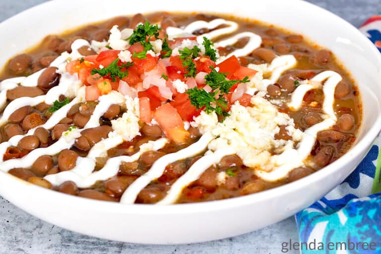 Slow Cooker Charro Beans Recipe (Pinto Beans) - Glenda Embree